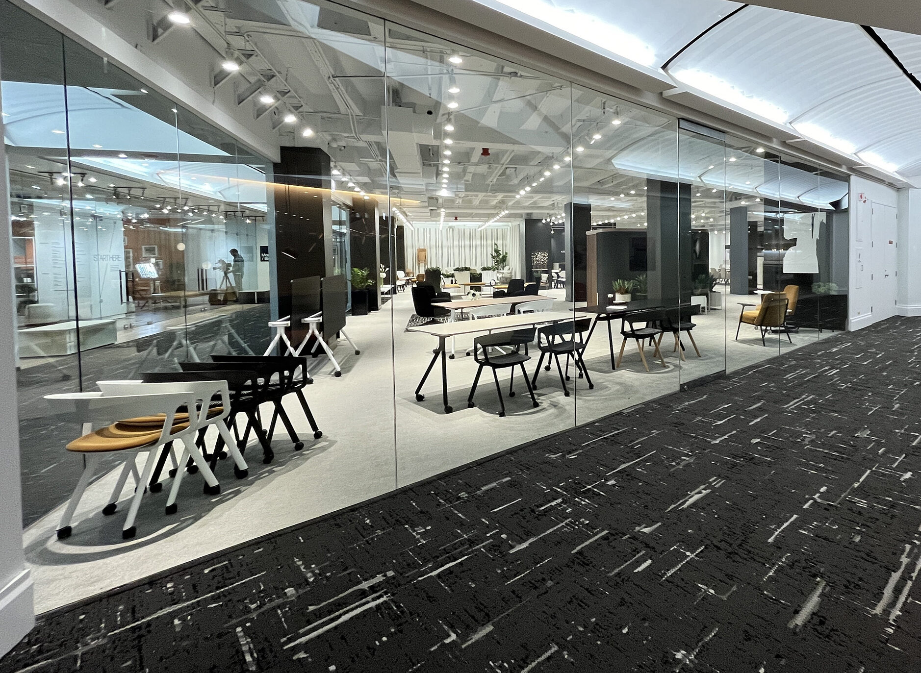 Encore Seating - Leading provider of seating & table products for ...