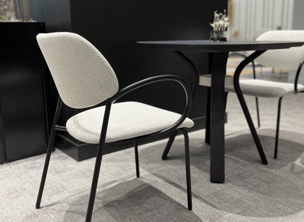 Encore Seating - Leading provider of seating & table products for ...