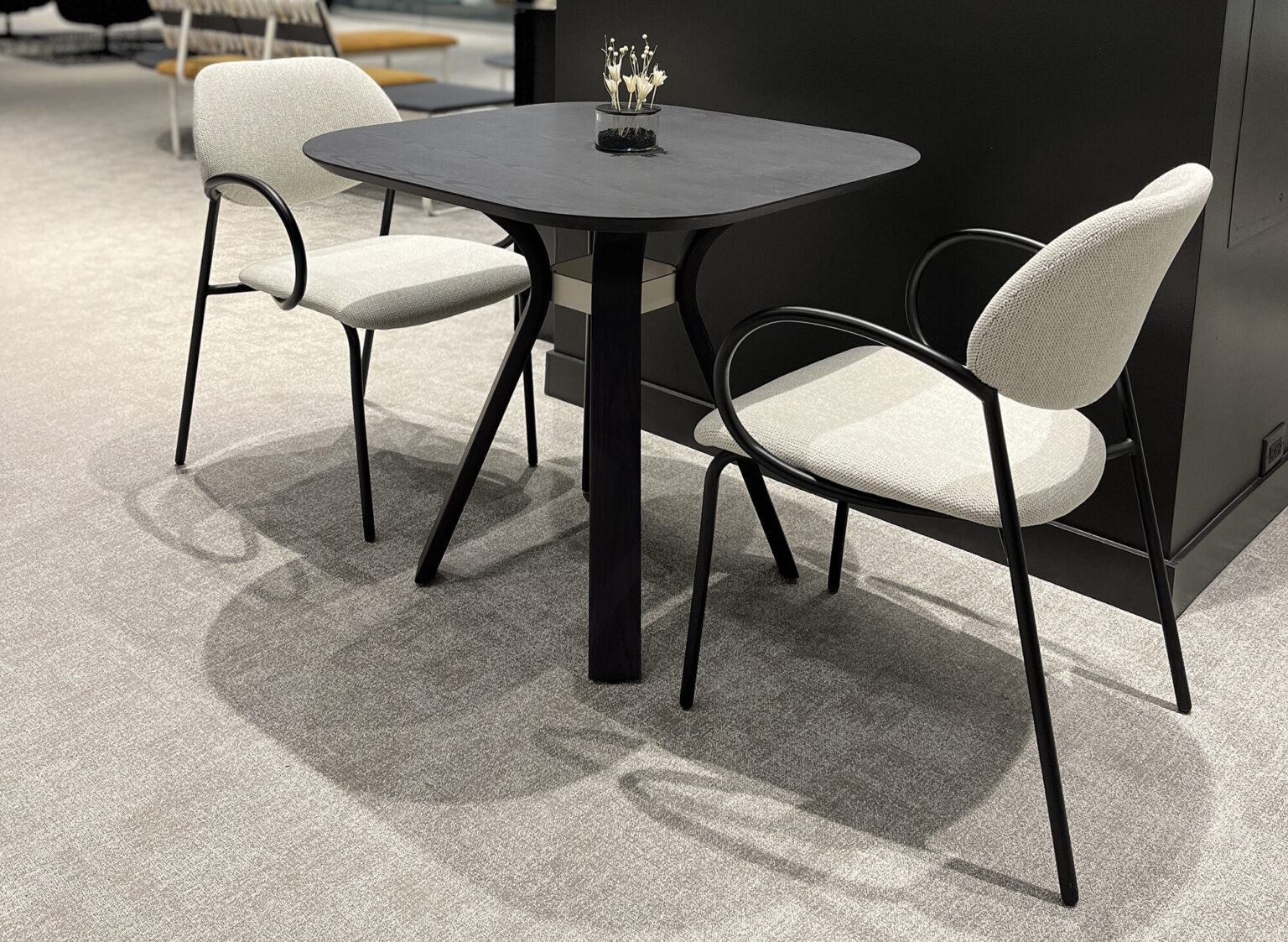 Encore Seating - Leading provider of seating & table products for ...