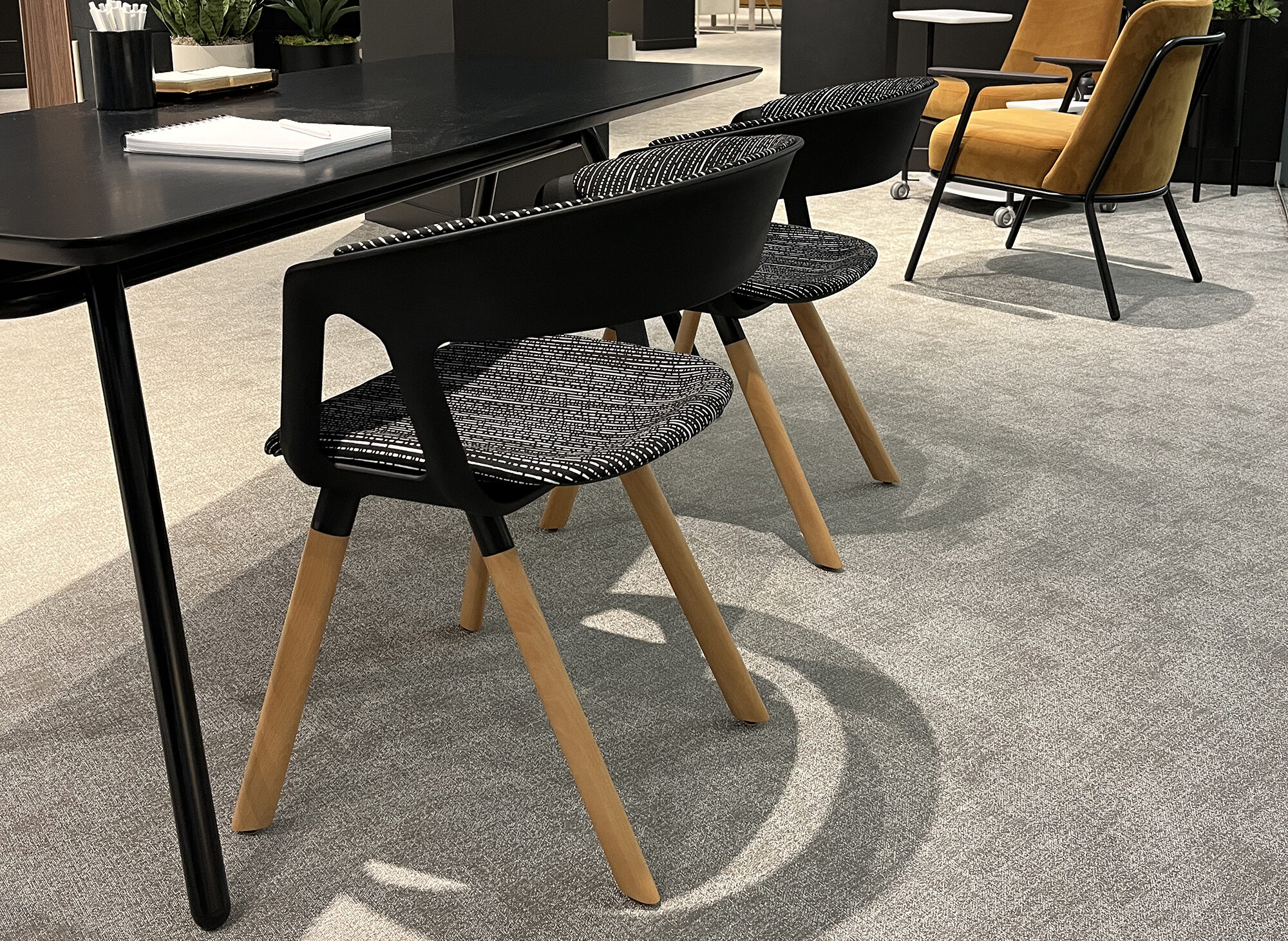 Encore Seating - Leading provider of seating & table products for ...